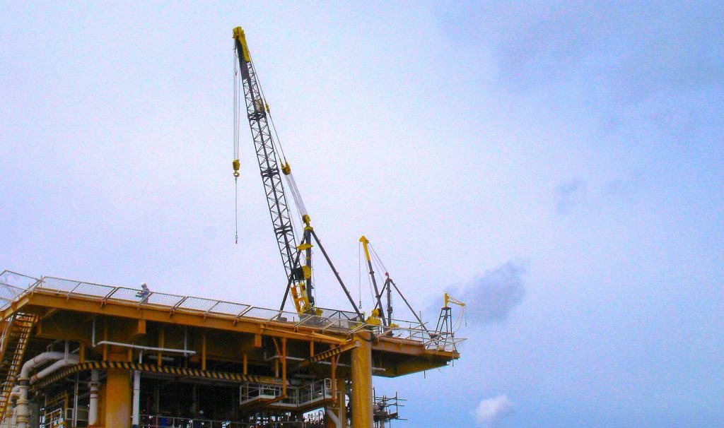 self-lift-photo – Thunder Cranes